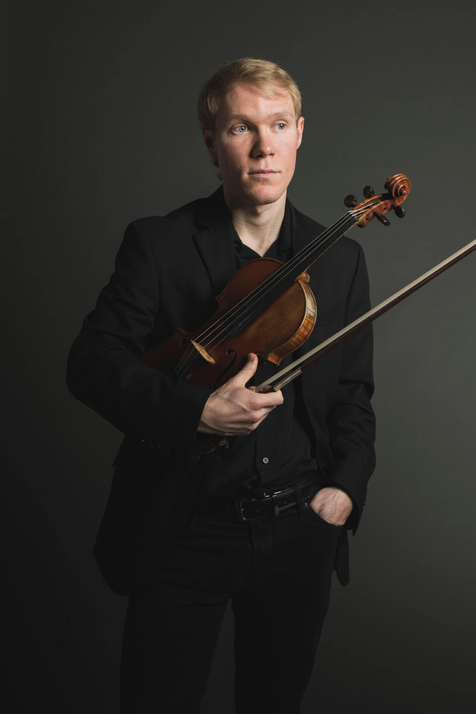 International Ensemble Modern Academy / Adam Woodward, Violin